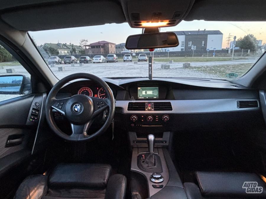 Pelēks BMW 525 2005 Viļņa, ar dzinēja tilpumu 2.50 L un nobraukumu 341 tūkst. km par 3250 €, foto 7 vietnē AUTOMOTO.COM.LV