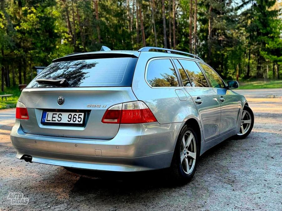 Grey BMW 525 2005 in Kaunas, with an engine capacity of 2.50 L and mileage of 340 thousand km for 2450 €, photo 4 on AUTOMOTO.COM.LV