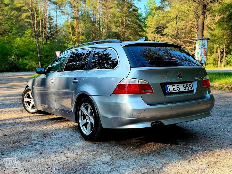 Grey BMW 525 2005 in Kaunas, with an engine capacity of 2.50 L and mileage of 340 thousand km for 2450 €, photo 5 on AUTOMOTO.COM.LV