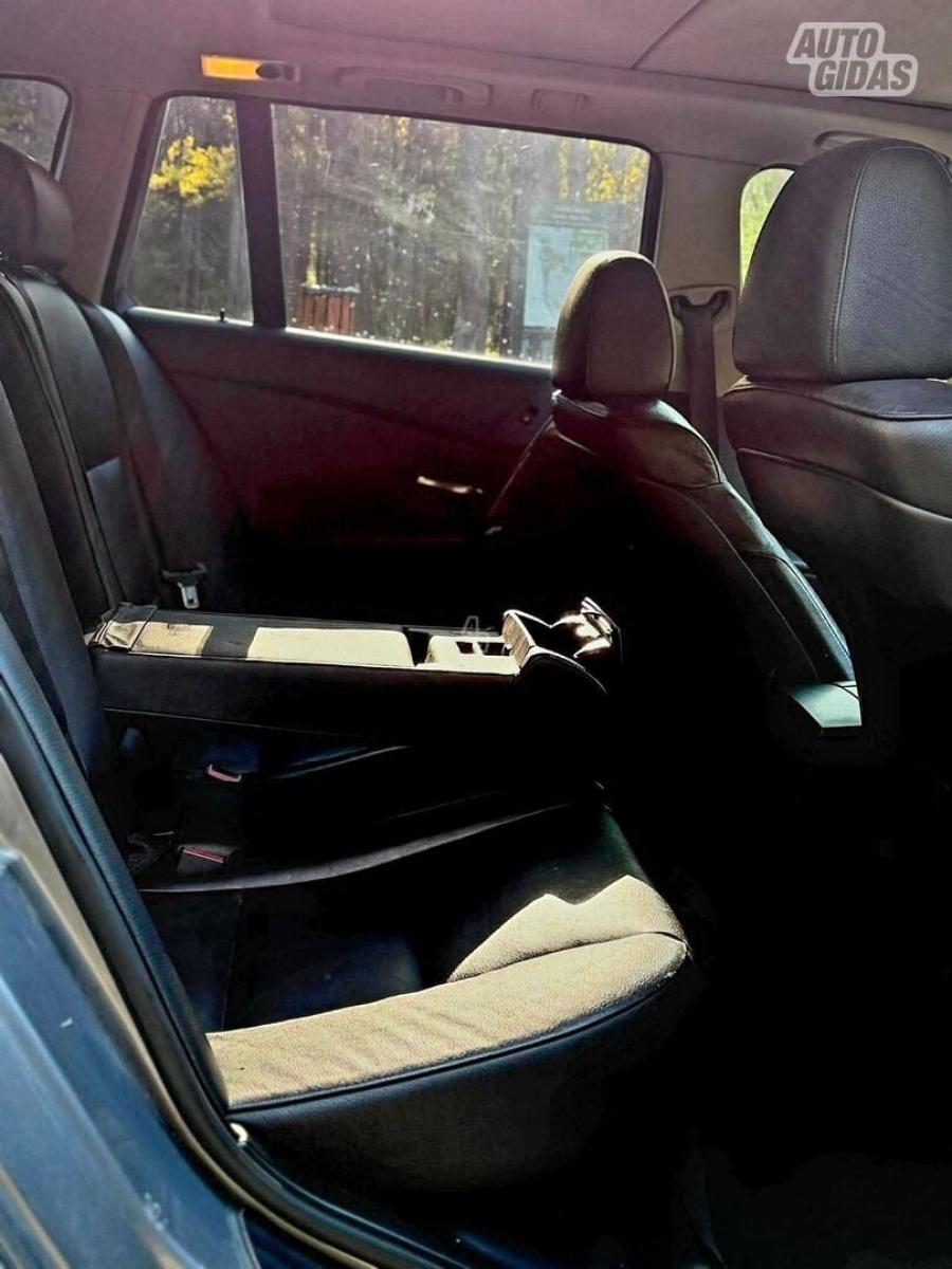Grey BMW 525 2005 in Kaunas, with an engine capacity of 2.50 L and mileage of 340 thousand km for 2450 €, photo 19 on AUTOMOTO.COM.LV