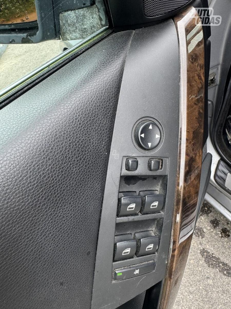 Grey BMW 525 2005 in Klaipeda, with an engine capacity of 2.50 L and mileage of 336 thousand km for 2450 €, photo 13 on AUTOMOTO.COM.LV