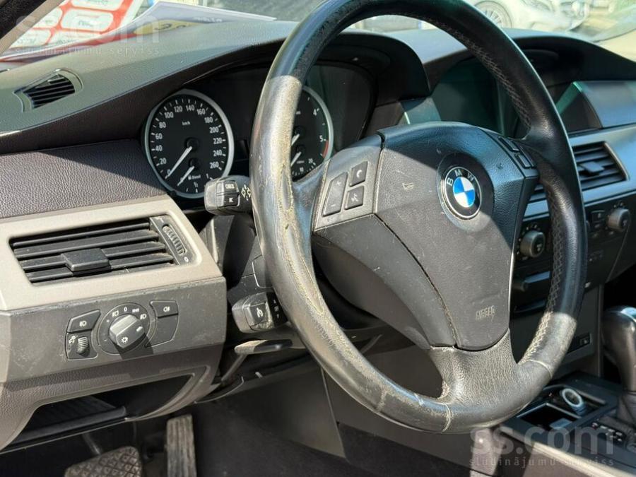 Grey BMW 525 2005 in Riga, with an engine capacity of 2.50 L and mileage of 364 thousand km for 2000 €, photo 10 on AUTOMOTO.COM.LV