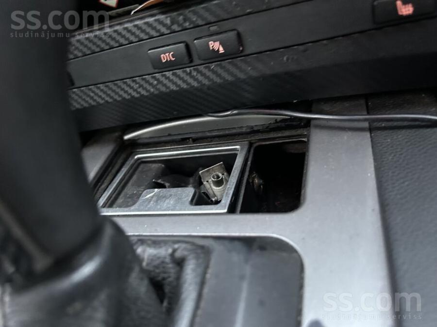 Grey BMW 525 2005 in Rezekne, with an engine capacity of 2.50 L and mileage of 433 thousand km for 3000 €, photo 20 on AUTOMOTO.COM.LV