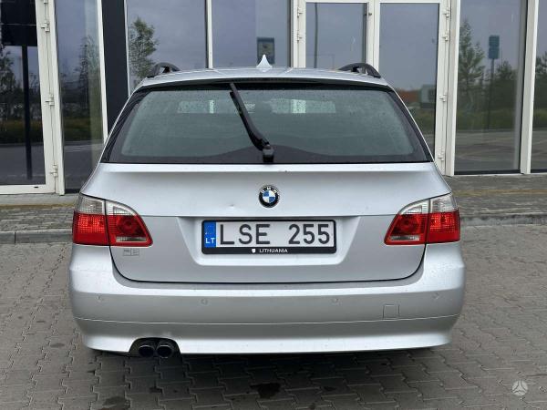 Grey BMW 525 2005 in Vilnius, with an engine capacity of 2.50 L and mileage of 418 thousand km for 1700 €, photo 5 on AUTOMOTO.COM.LV