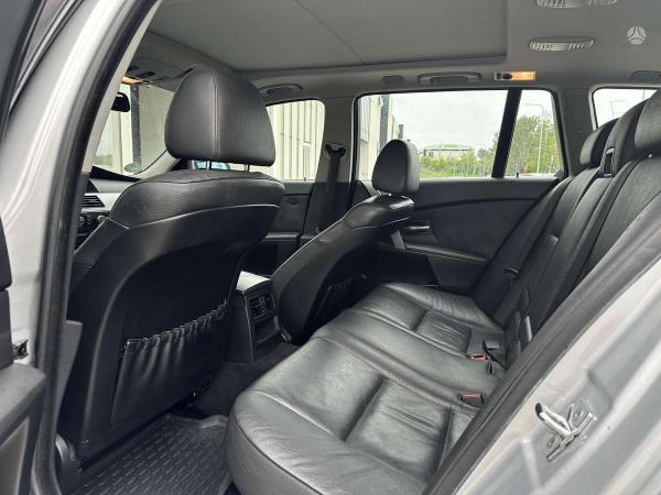 Grey BMW 525 2005 in Vilnius, with an engine capacity of 2.50 L and mileage of 418 thousand km for 1700 €, photo 9 on AUTOMOTO.COM.LV
