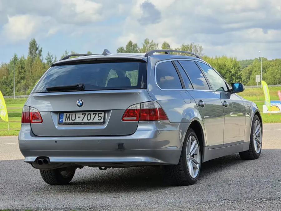 Pelēks BMW 525 2005 Grobiņa, ar dzinēja tilpumu 2.50 L un nobraukumu 431 tūkst. km par 2900 €, foto 7 vietnē AUTOMOTO.COM.LV