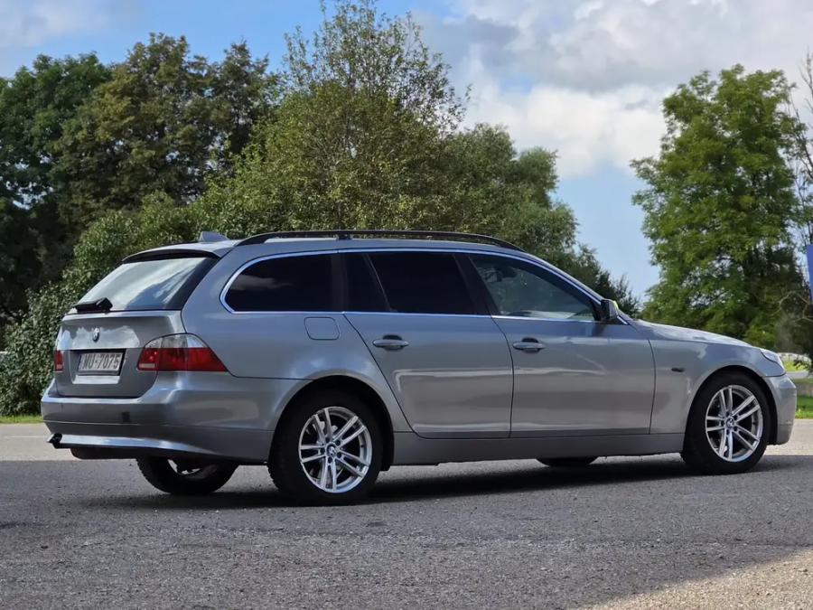Pelēks BMW 525 2005 Grobiņa, ar dzinēja tilpumu 2.50 L un nobraukumu 431 tūkst. km par 2900 €, foto 8 vietnē AUTOMOTO.COM.LV