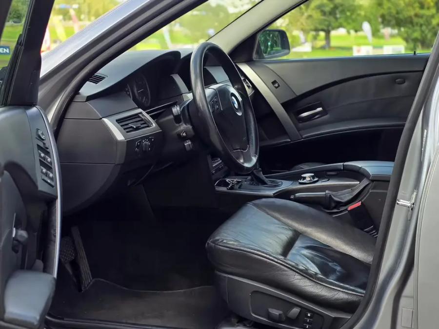 Pelēks BMW 525 2005 Grobiņa, ar dzinēja tilpumu 2.50 L un nobraukumu 431 tūkst. km par 2900 €, foto 11 vietnē AUTOMOTO.COM.LV