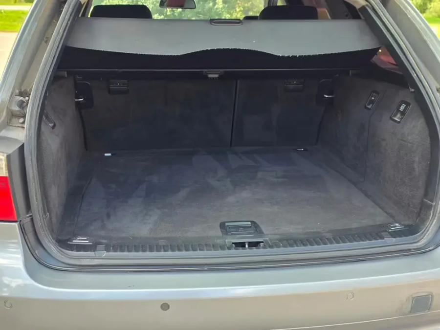 Pelēks BMW 525 2005 Grobiņa, ar dzinēja tilpumu 2.50 L un nobraukumu 431 tūkst. km par 2900 €, foto 15 vietnē AUTOMOTO.COM.LV
