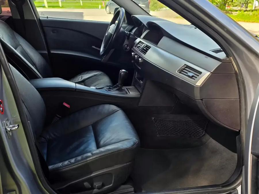 Pelēks BMW 525 2005 Grobiņa, ar dzinēja tilpumu 2.50 L un nobraukumu 431 tūkst. km par 2900 €, foto 20 vietnē AUTOMOTO.COM.LV