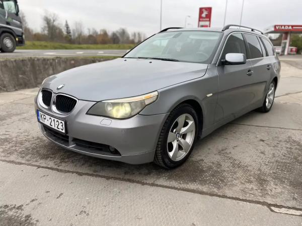 Pelēks BMW 525 2005 Jēkabpils, ar dzinēja tilpumu 2.50 L un nobraukumu 342 tūkst. km par 3200 €, foto 3 vietnē AUTOMOTO.COM.LV