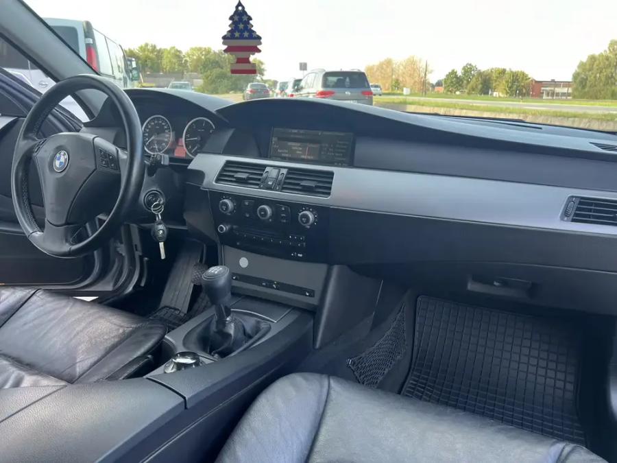 Pelēks BMW 525 2005 Jēkabpils, ar dzinēja tilpumu 2.50 L un nobraukumu 342 tūkst. km par 3200 €, foto 10 vietnē AUTOMOTO.COM.LV