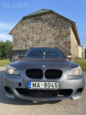 Pelēks BMW 525 2005 Preiļi, ar dzinēja tilpumu 2.50 L un nobraukumu 371 tūkst. km par 2650 €, foto 3 vietnē AUTOMOTO.COM.LV