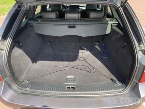 Pelēks BMW 525 2005 Preiļi, ar dzinēja tilpumu 2.50 L un nobraukumu 371 tūkst. km par 2650 €, foto 12 vietnē AUTOMOTO.COM.LV