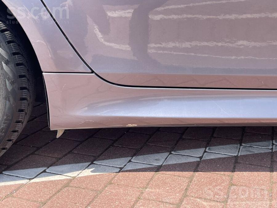 Pelēks BMW 525 2005 Preiļi, ar dzinēja tilpumu 2.50 L un nobraukumu 371 tūkst. km par 2650 €, foto 14 vietnē AUTOMOTO.COM.LV