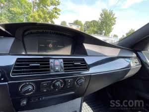 Pelēks BMW 525 2005 Preiļi, ar dzinēja tilpumu 2.50 L un nobraukumu 371 tūkst. km par 2650 €, foto 20 vietnē AUTOMOTO.COM.LV