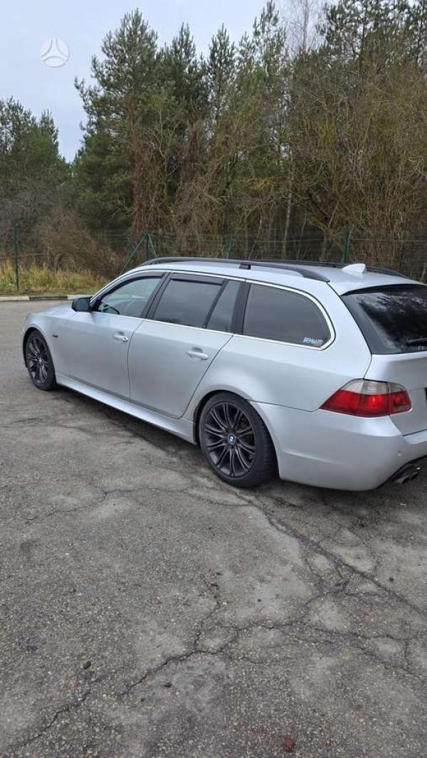 Grey BMW 525 2005 in Klaipeda, with an engine capacity of 2.50 L and mileage of 400 thousand km for 2100 €, photo 4 on AUTOMOTO.COM.LV
