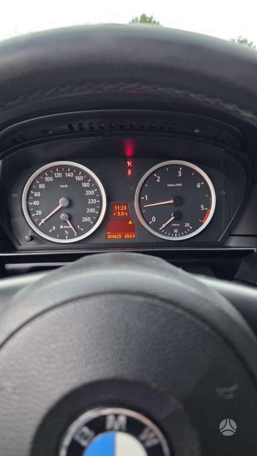 Pelēks BMW 525 2005 Klaipėda, ar dzinēja tilpumu 2.50 L un nobraukumu 400 tūkst. km par 2100 €, foto 9 vietnē AUTOMOTO.COM.LV