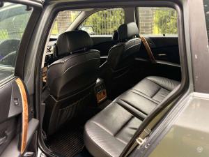 Pelēks BMW 525 2005 Viļņa, ar dzinēja tilpumu 2.50 L un nobraukumu 428 tūkst. km par 1650 €, foto 9 vietnē AUTOMOTO.COM.LV