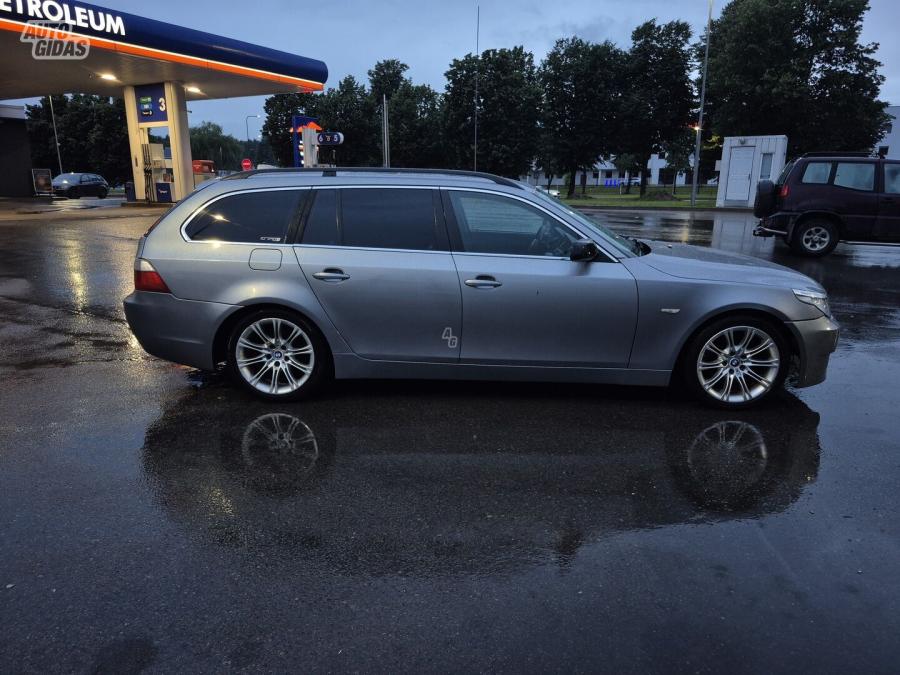 Grey BMW 525 2005 in Kaunas, with an engine capacity of 2.50 L and mileage of 397 thousand km for 3250 €, photo 7 on AUTOMOTO.COM.LV