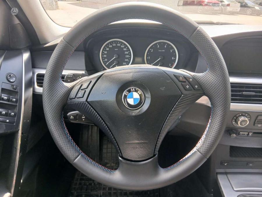 Pelēks BMW 525 2005 Šauļi, ar dzinēja tilpumu 2.49 L un nobraukumu 409 tūkst. km par 3599 €, foto 12 vietnē AUTOMOTO.COM.LV
