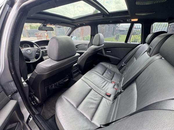 Pelēks BMW 525 2005 Kauņa, ar dzinēja tilpumu 2.50 L un nobraukumu 380 tūkst. km par 2999 €, foto 6 vietnē AUTOMOTO.COM.LV