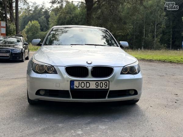 Pelēks BMW 525 2005 Kauņa, ar dzinēja tilpumu 2.50 L un nobraukumu 290 tūkst. km par 2790 €, foto 2 vietnē AUTOMOTO.COM.LV