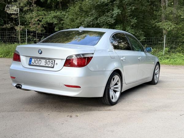Pelēks BMW 525 2005 Kauņa, ar dzinēja tilpumu 2.50 L un nobraukumu 290 tūkst. km par 2790 €, foto 7 vietnē AUTOMOTO.COM.LV