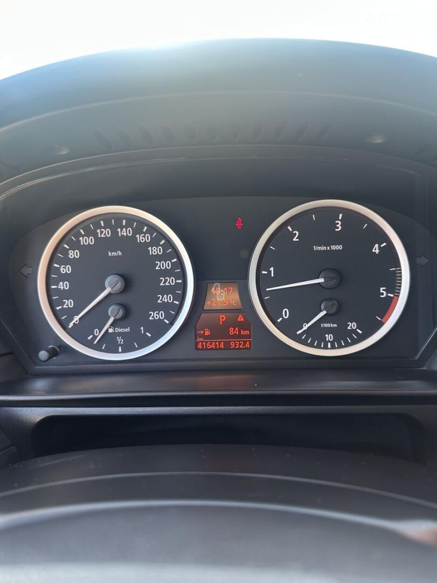 Grey BMW 525 2005 in Kaunas, with an engine capacity of 2.50 L and mileage of 416 thousand km for 2650 €, photo 12 on AUTOMOTO.COM.LV