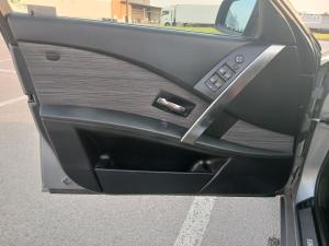 Pelēks BMW 525 2005 Šauļi, ar dzinēja tilpumu 2.50 L un nobraukumu 409 tūkst. km par 2100 €, foto 11 vietnē AUTOMOTO.COM.LV