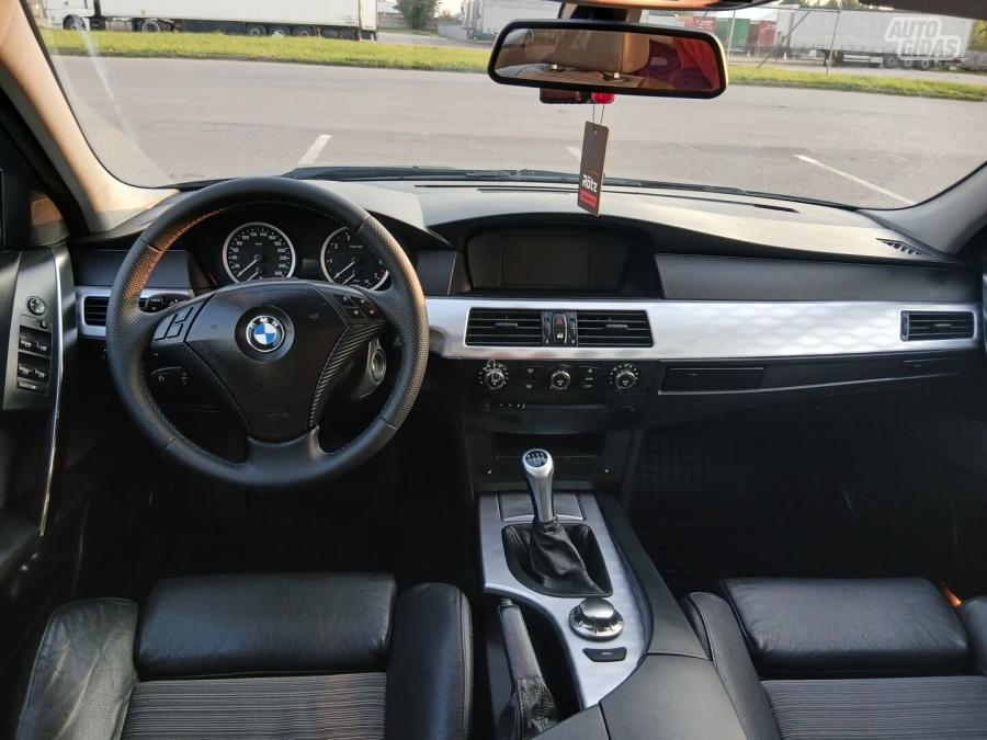 Pelēks BMW 525 2005 Šauļi, ar dzinēja tilpumu 2.50 L un nobraukumu 409 tūkst. km par 2100 €, foto 15 vietnē AUTOMOTO.COM.LV