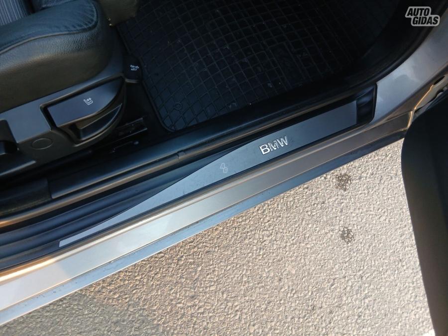 Pelēks BMW 525 2005 Šauļi, ar dzinēja tilpumu 2.50 L un nobraukumu 409 tūkst. km par 2100 €, foto 16 vietnē AUTOMOTO.COM.LV