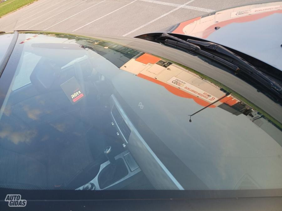 Pelēks BMW 525 2005 Šauļi, ar dzinēja tilpumu 2.50 L un nobraukumu 409 tūkst. km par 2100 €, foto 31 vietnē AUTOMOTO.COM.LV