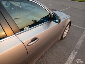 Pelēks BMW 525 2005 Šauļi, ar dzinēja tilpumu 2.50 L un nobraukumu 409 tūkst. km par 2100 €, foto 32 vietnē AUTOMOTO.COM.LV