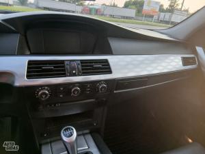 Pelēks BMW 525 2005 Šauļi, ar dzinēja tilpumu 2.50 L un nobraukumu 409 tūkst. km par 2100 €, foto 33 vietnē AUTOMOTO.COM.LV