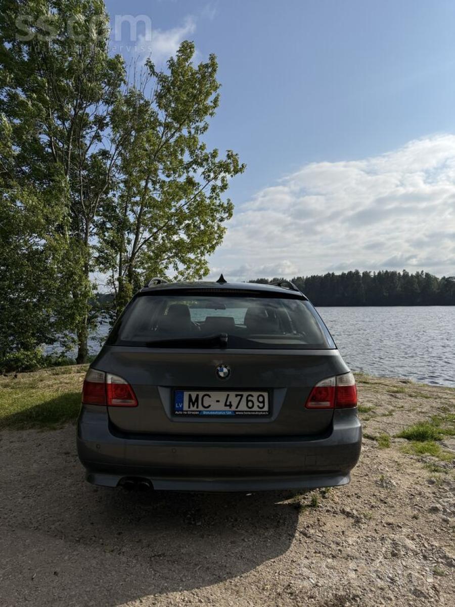 Pelēks BMW 525 2005 Ogre, ar dzinēja tilpumu 2.50 L un nobraukumu 307 tūkst. km par 2500 €, foto 5 vietnē AUTOMOTO.COM.LV