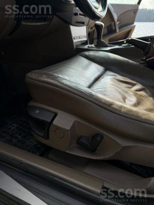 Pelēks BMW 525 2005 Ogre, ar dzinēja tilpumu 2.50 L un nobraukumu 307 tūkst. km par 2500 €, foto 9 vietnē AUTOMOTO.COM.LV