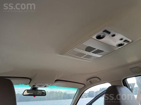 Pelēks BMW 525 2005 Ogre, ar dzinēja tilpumu 2.50 L un nobraukumu 307 tūkst. km par 2500 €, foto 10 vietnē AUTOMOTO.COM.LV