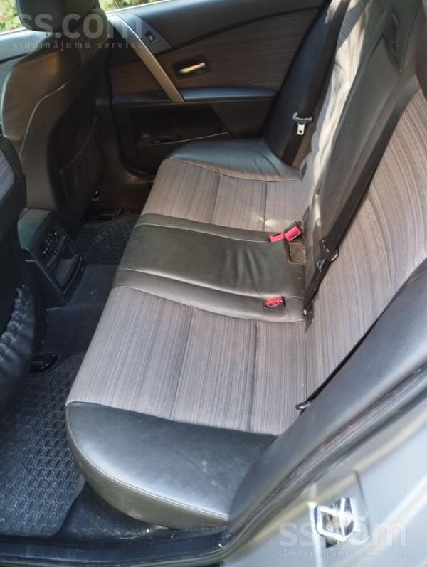 Pelēks BMW 525 2005 Daugavpils, ar dzinēja tilpumu 2.50 L un nobraukumu 415 tūkst. km par 2300 €, foto 7 vietnē AUTOMOTO.COM.LV