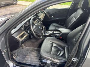 Grey BMW 525 2005 in Vilnius, with an engine capacity of 2.50 L and mileage of 442 thousand km for 2900 €, photo 11 on AUTOMOTO.COM.LV