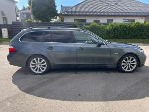 Grey BMW 525 2005 in Vilnius, with an engine capacity of 2.50 L and mileage of 380 thousand km for 1900 €, photo 4 on AUTOMOTO.COM.LV