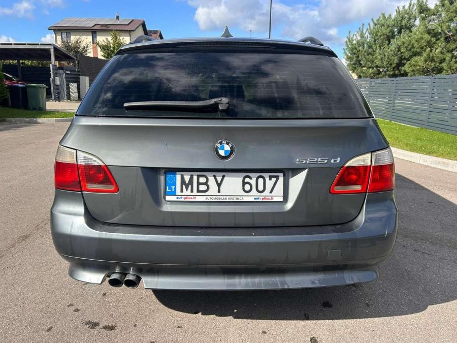 Grey BMW 525 2005 in Vilnius, with an engine capacity of 2.50 L and mileage of 380 thousand km for 1900 €, photo 6 on AUTOMOTO.COM.LV
