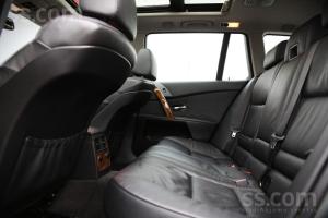 Pelēks BMW 525 2005 Rīga, ar dzinēja tilpumu 2.50 L un nobraukumu 330 tūkst. km par 2795 €, foto 15 vietnē AUTOMOTO.COM.LV