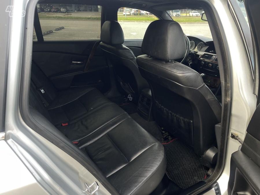 Pelēks BMW 525 2005 Klaipėda, ar dzinēja tilpumu 2.50 L un nobraukumu 0 tūkst. km par 1800 €, foto 10 vietnē AUTOMOTO.COM.LV