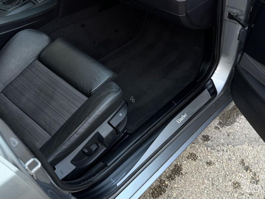 Pelēks BMW 525 2005 Rokiškis, ar dzinēja tilpumu 2.50 L un nobraukumu 339 tūkst. km par 2450 €, foto 27 vietnē AUTOMOTO.COM.LV