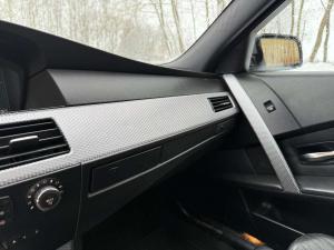 Pelēks BMW 525 2006 Švenčionys, ar dzinēja tilpumu 2.50 L un nobraukumu 381 tūkst. km par 3250 €, foto 9 vietnē AUTOMOTO.COM.LV
