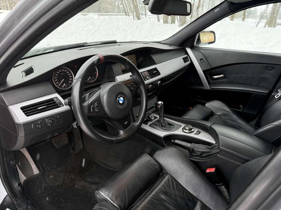 Pelēks BMW 525 2006 Švenčionys, ar dzinēja tilpumu 2.50 L un nobraukumu 381 tūkst. km par 3250 €, foto 18 vietnē AUTOMOTO.COM.LV
