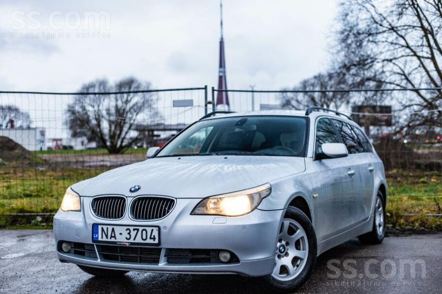 Grey BMW 525 2006 in Riga, with an engine capacity of 2.50 L and mileage of 301 thousand km for 3890 €, photo 1 on AUTOMOTO.COM.LV