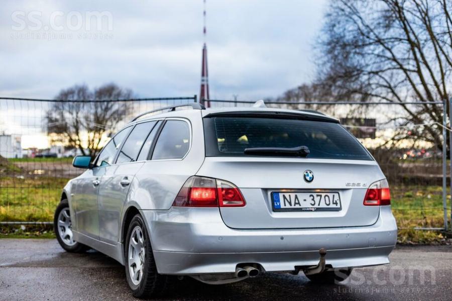 Grey BMW 525 2006 in Riga, with an engine capacity of 2.50 L and mileage of 301 thousand km for 3890 €, photo 6 on AUTOMOTO.COM.LV