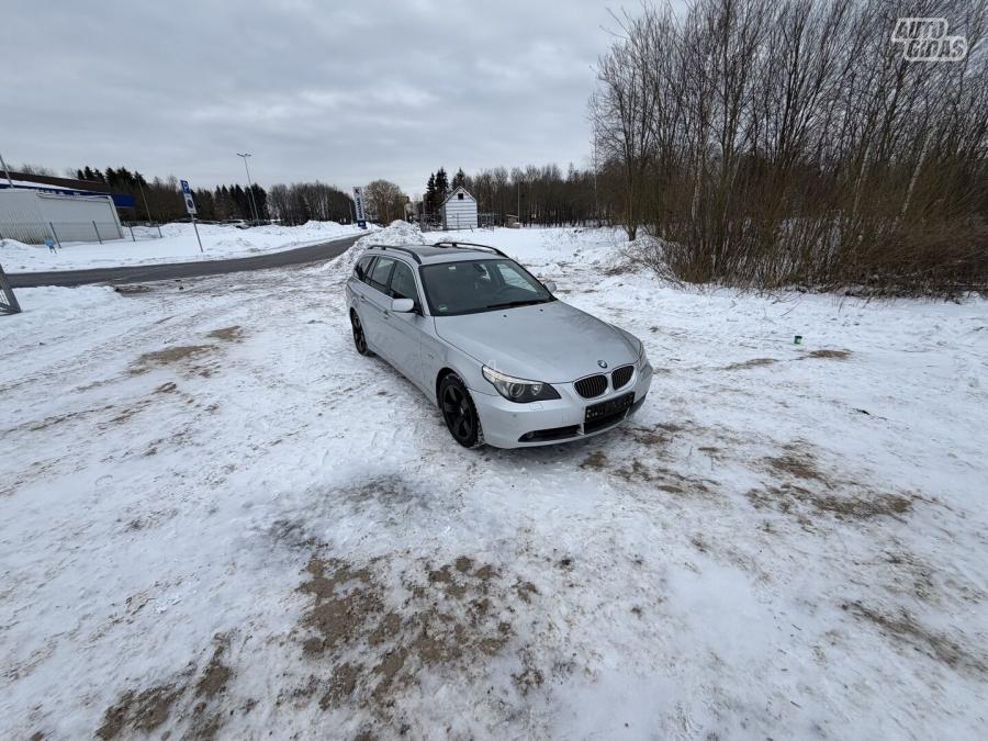 Grey BMW 525 2006 in Kaunas, with an engine capacity of 2.50 L and mileage of 260 thousand km for 3200 €, photo 16 on AUTOMOTO.COM.LV